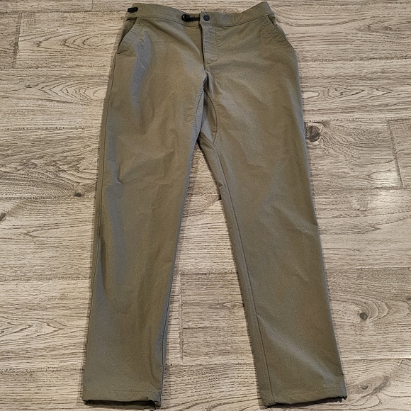 Mountain Hardwear | Pants & Jumpsuits | Mountain Hardware Ap Belted ...